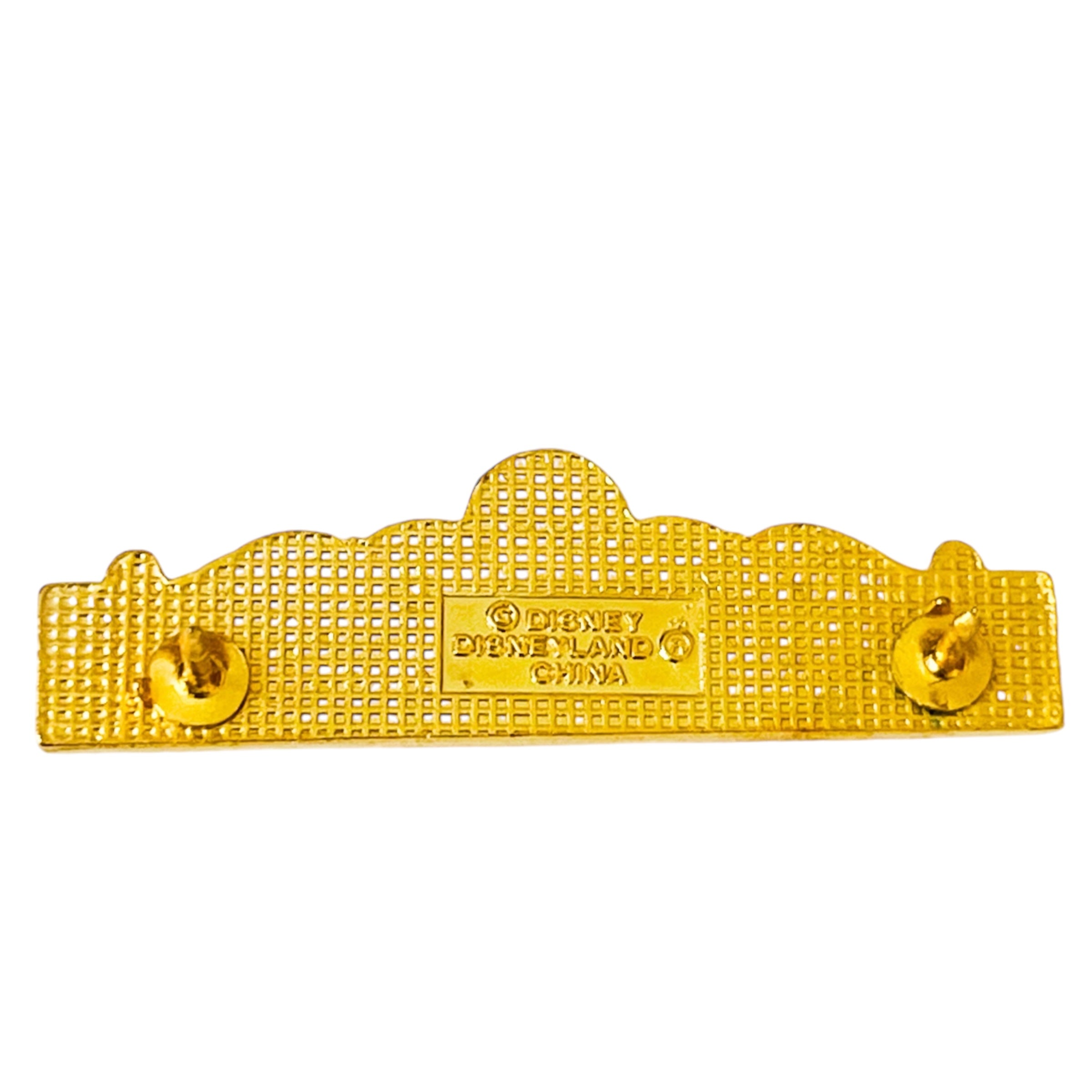 Disney Goofy Fall Season Raking Leaves Pin – The Stand Alone