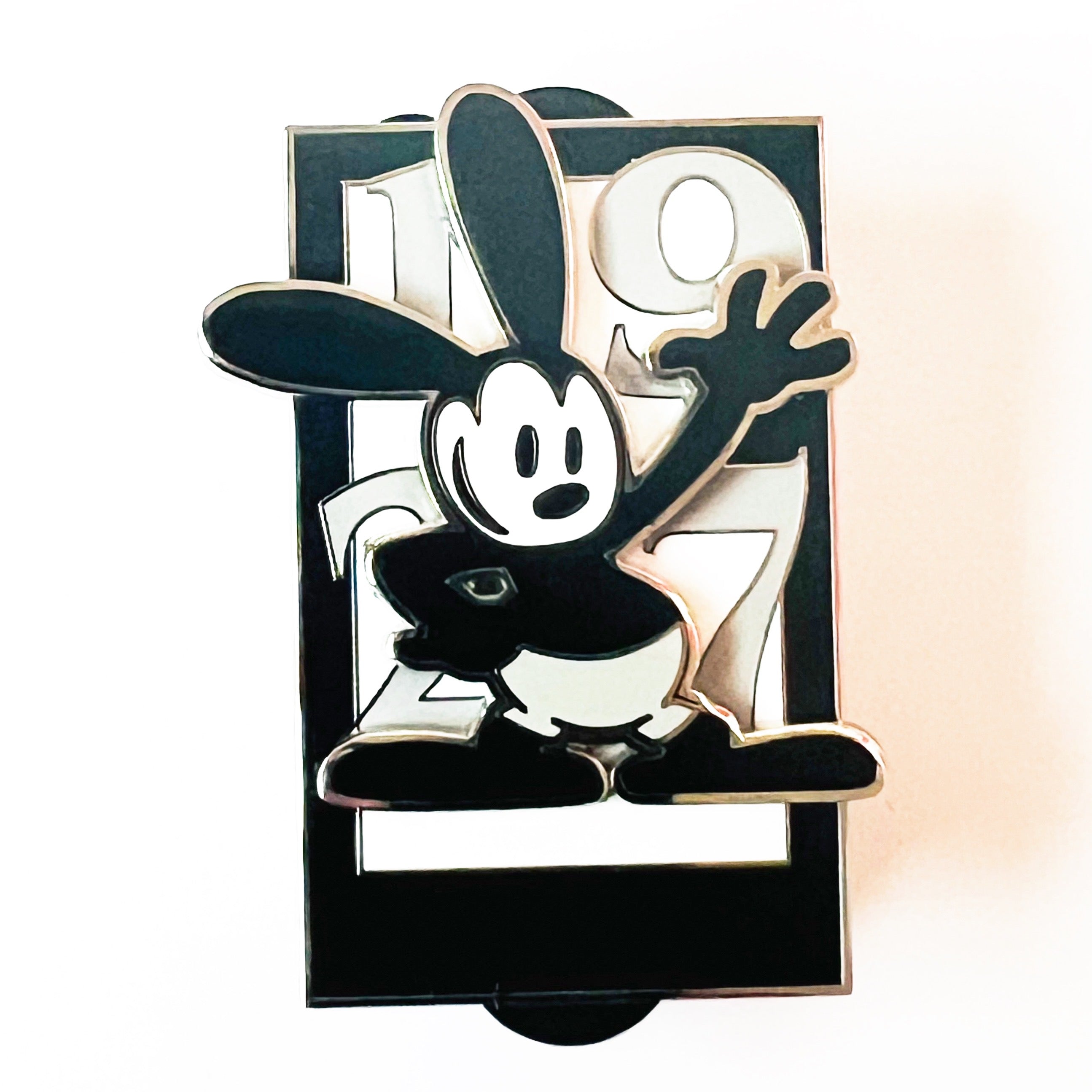 Disney Oswald the Lucky Rabbit 1927 95th Anniversary Pin Limited Relea ...