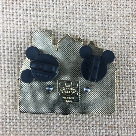 Disney It’s A Small World 3D 2005 Pin – The Stand Alone